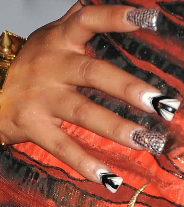 GLAMBO: Duck Nails - The Complete 'How To'