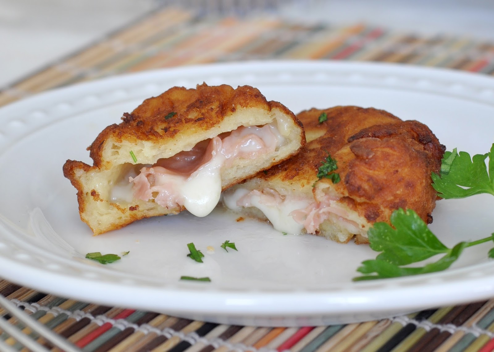 Cooking with Manuela: Potato Patties with Ham and Cheese