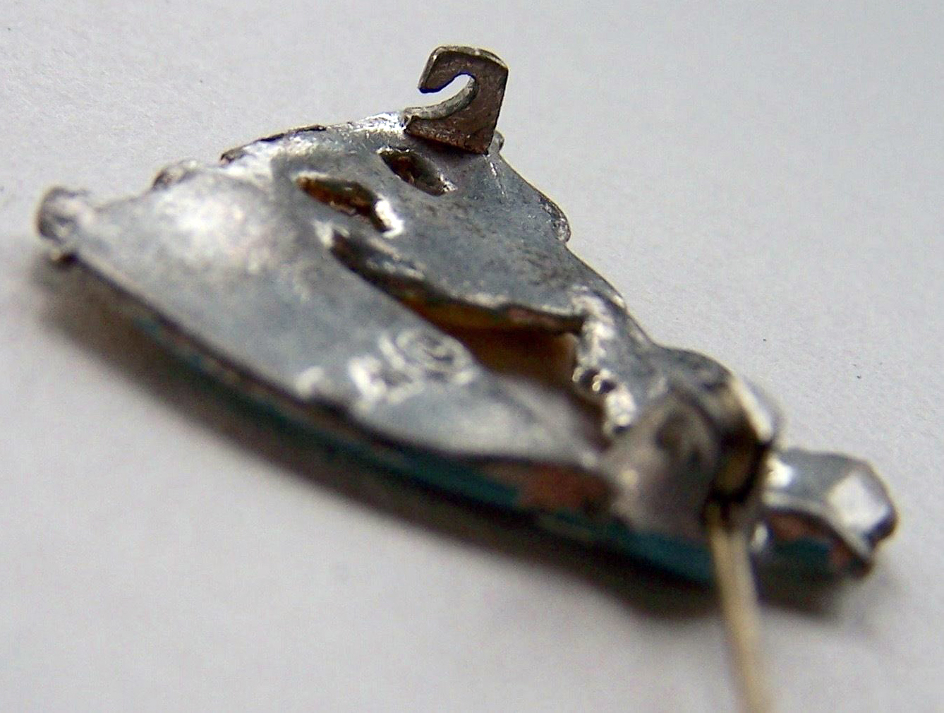 Filmic Light - Snow White Archive: Vintage Snow White Metal Pin