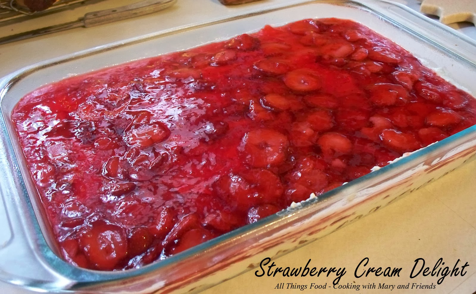 Strawberry Delight Jello Salad