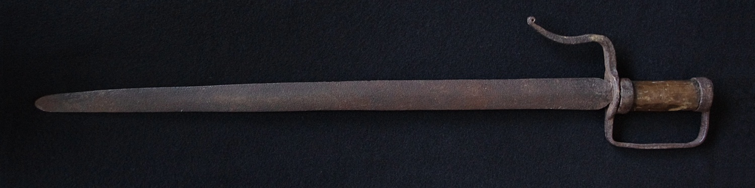 Hands amongst the clouds: Knuckle-guard jian