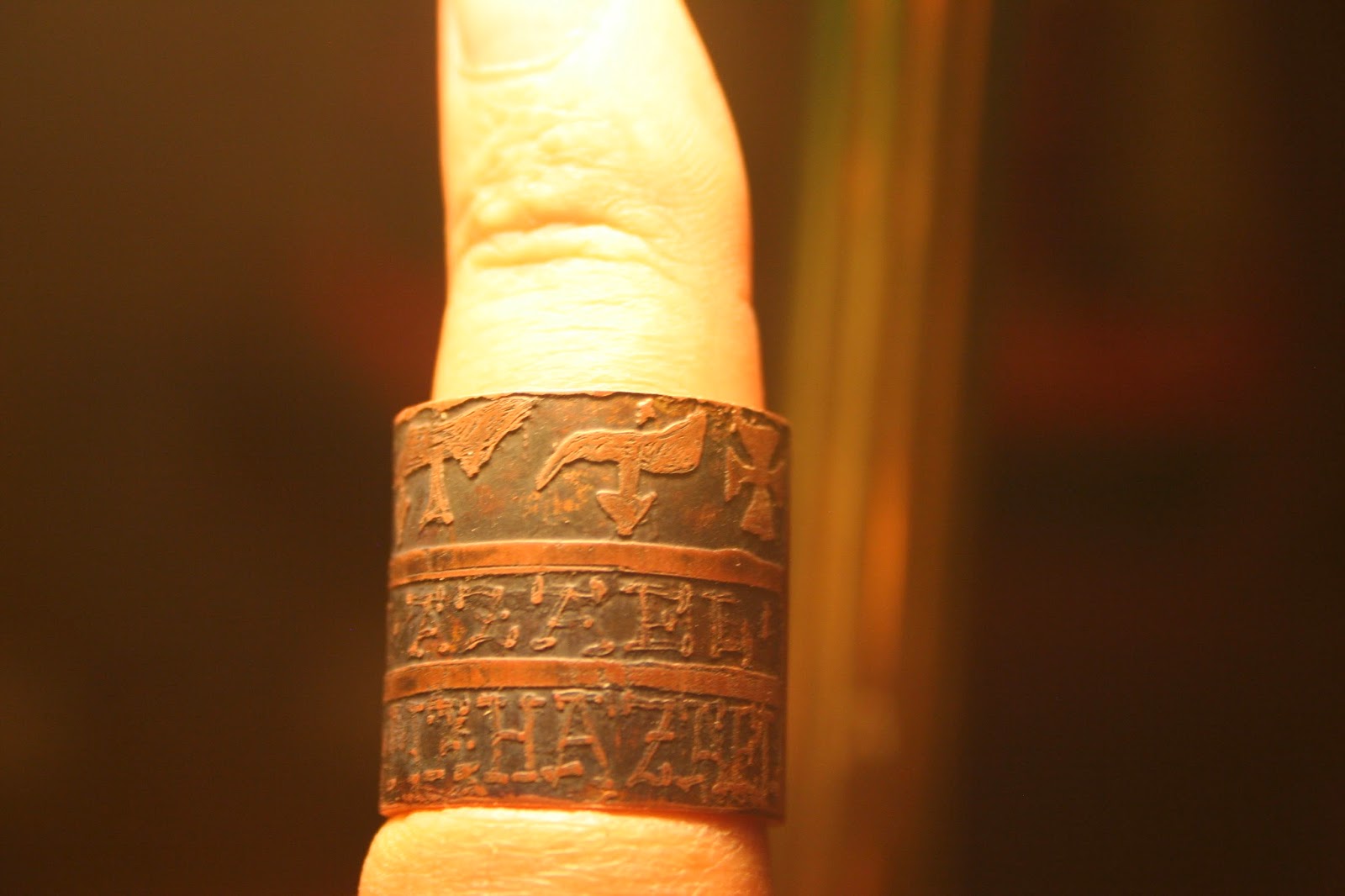 treading the crooked path: The ring of Mahazael