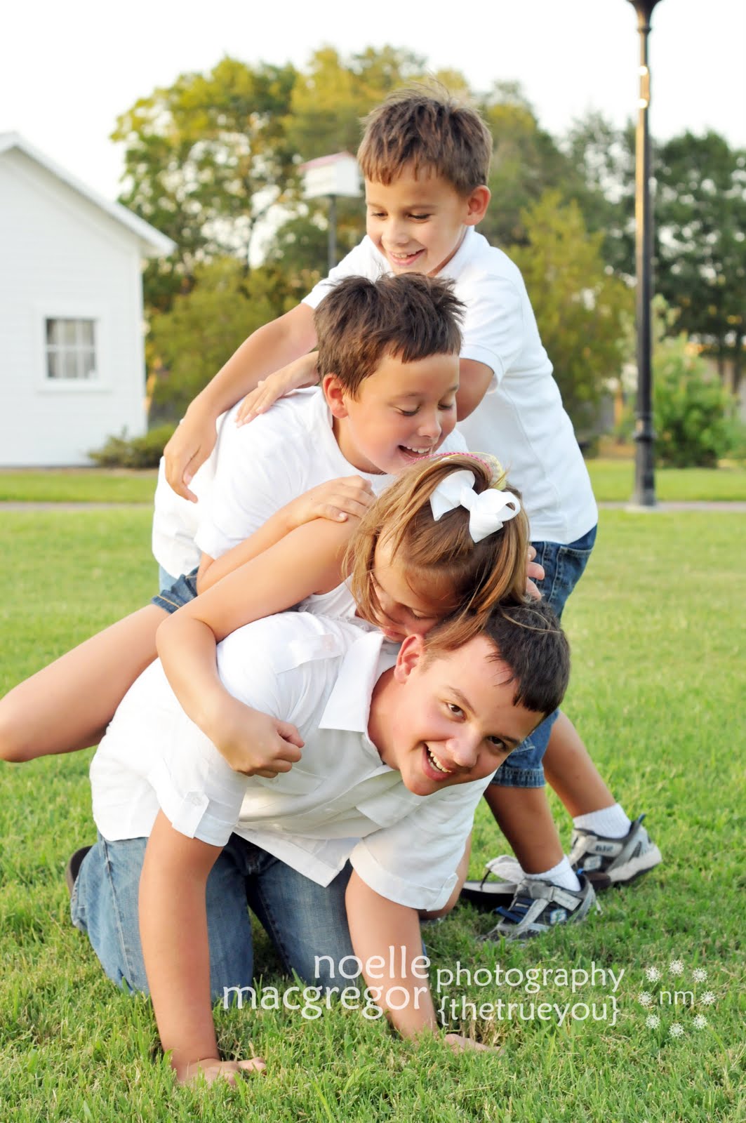 Noelle MacGregor Photography & Design: Extended Family - Silly Random ...