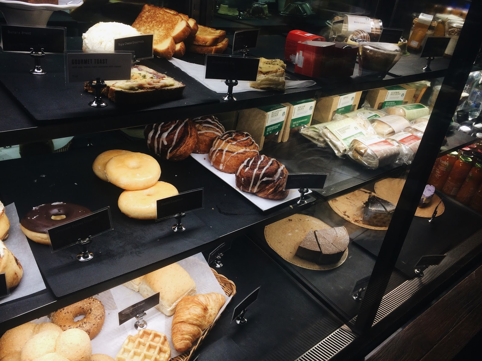 Starbucks Alphaland Southgate Mall: My Expensive Comfort Food - Woxy ...