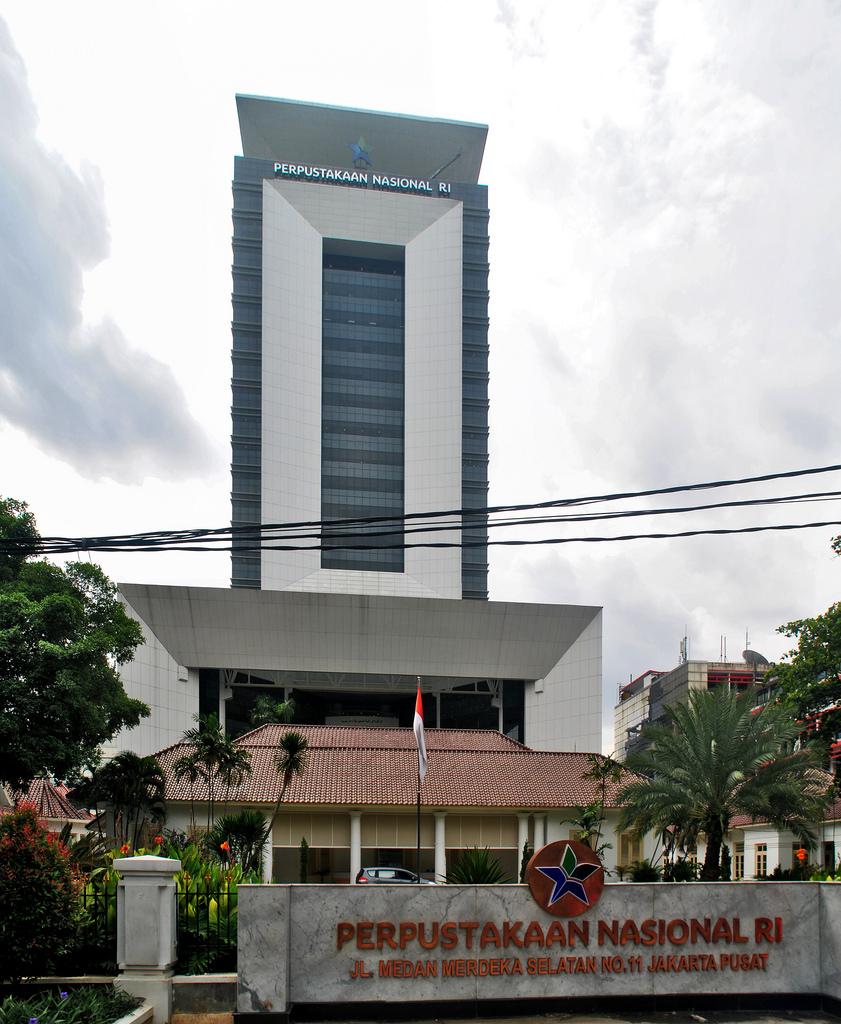 YUK! Ke Perpusnas RI - My Rainbow