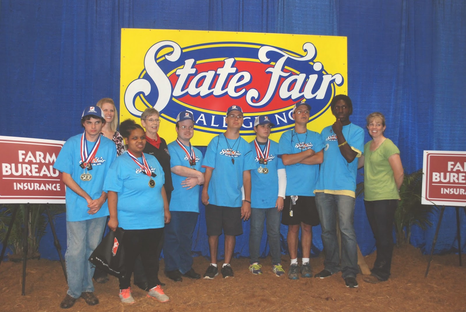 Your Permanent Record: Carter High School Students Help Show Animals at ...