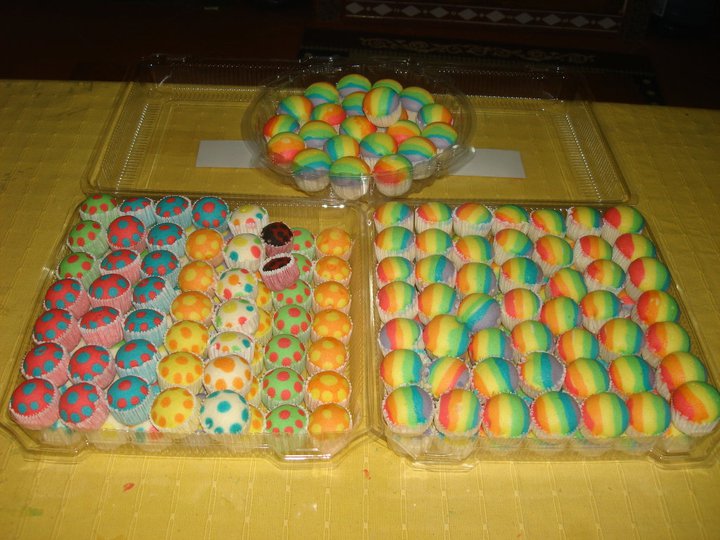 Madam R's Kitchen: Fancy Rainbow or Ladybug Apam