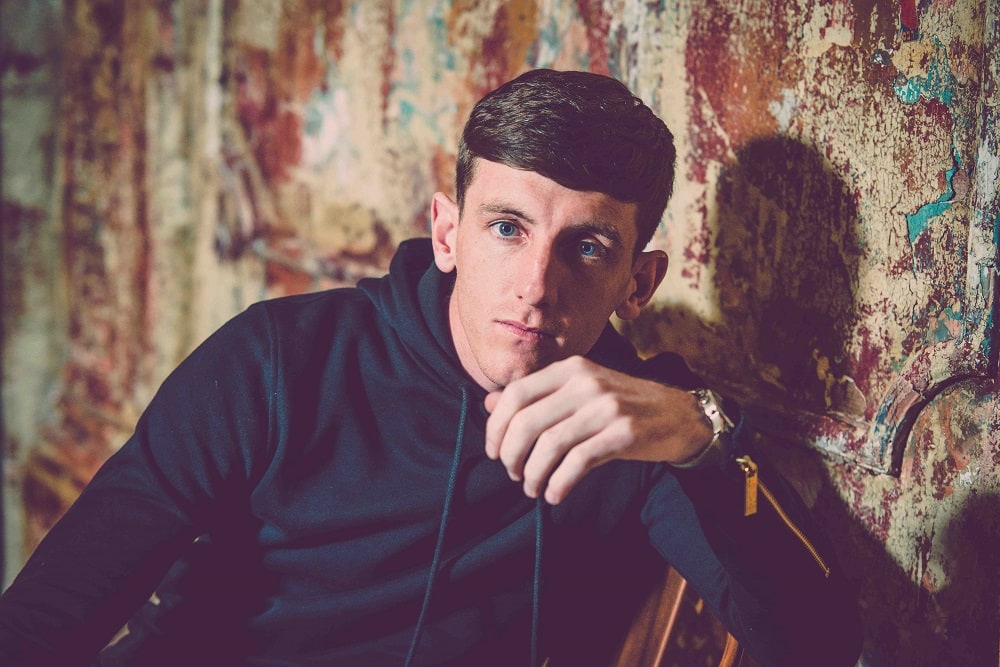 Louis Berry Announces New Single ’25 Reasons’