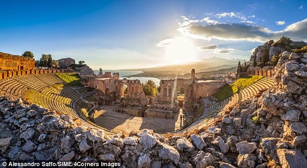 ΜΥΘΑΓΩΓΙΑ - MYTHAGOGIA: Το Αρχαίο Ελληνικό Μυστηριακό Θέατρο ως όχημα ...