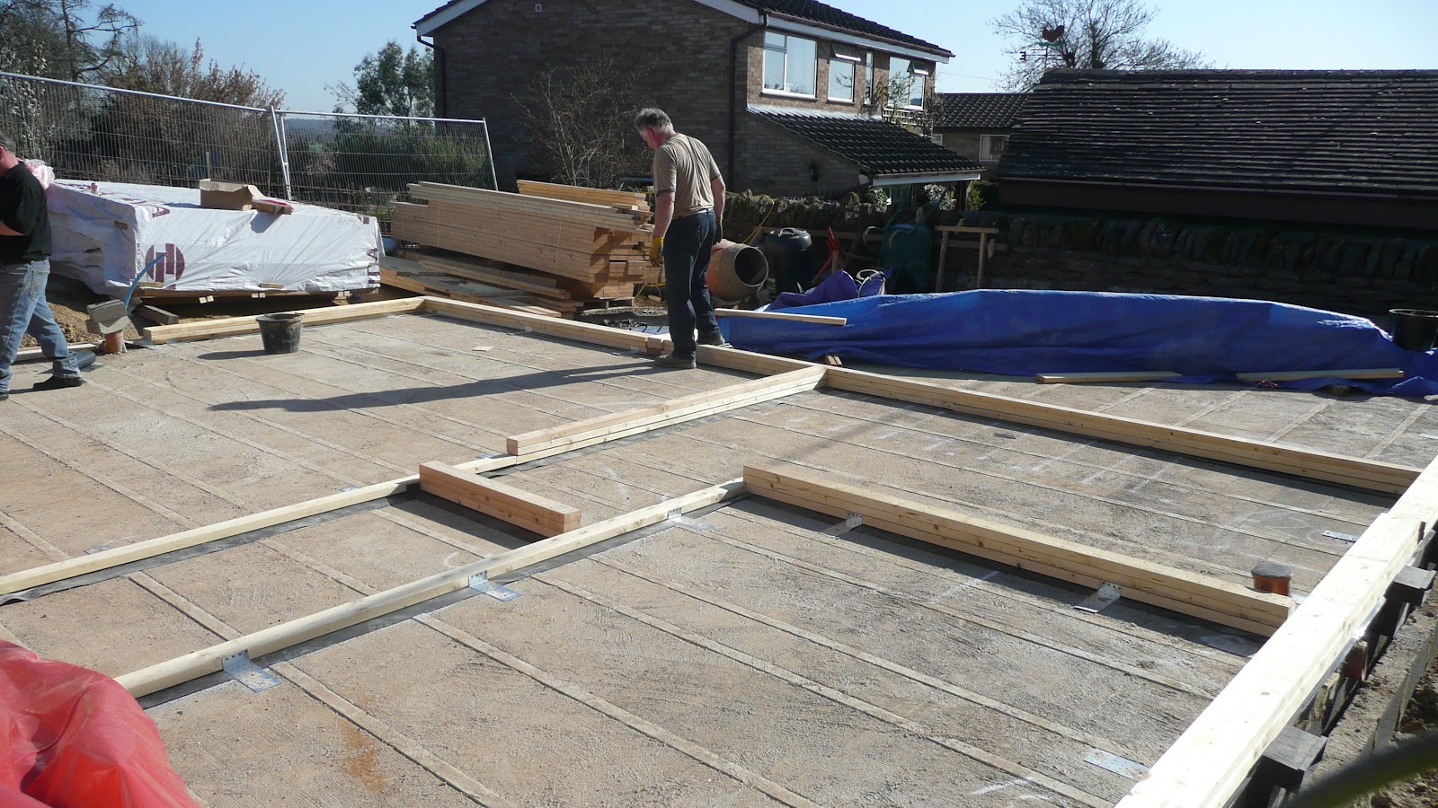 Our Retirement Cottage: Timber Frame arrives-unloaded-Sole Plates down