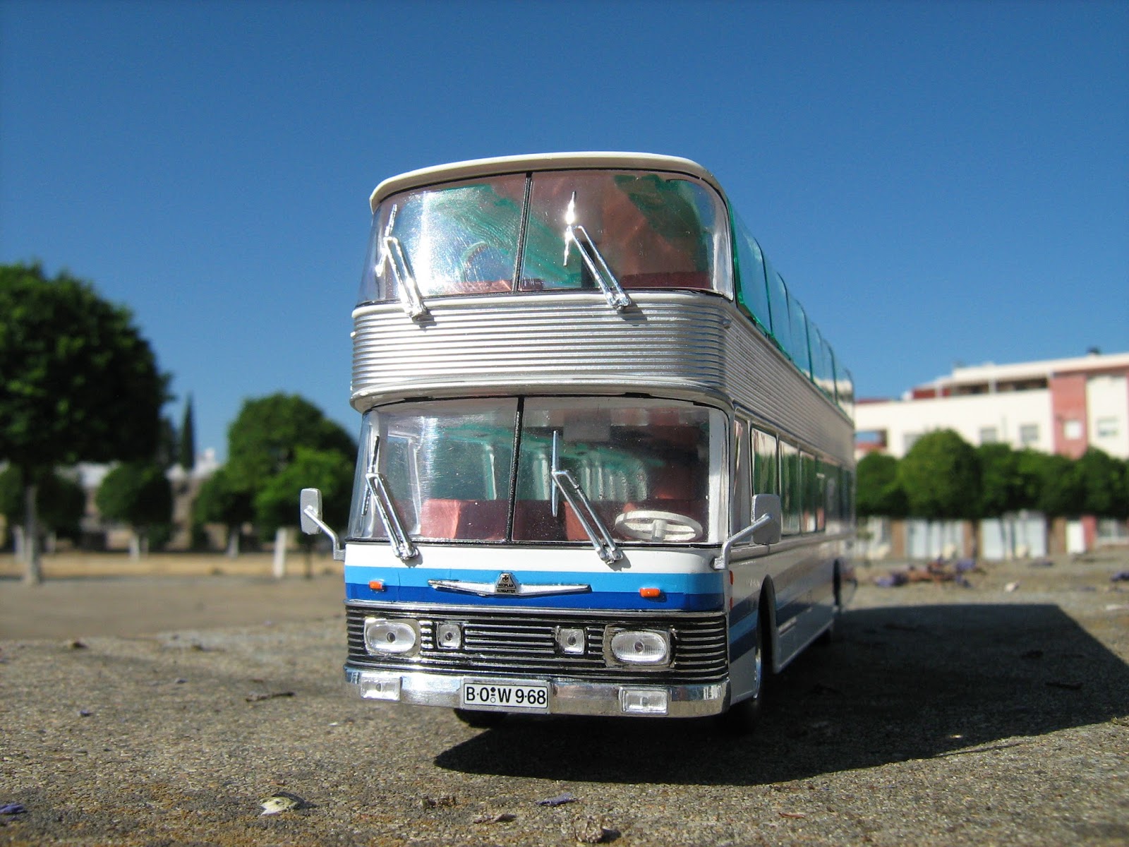 El Garaje Algabeño: Neoplan NH 22 "Skyliner" de IXO/Hachette