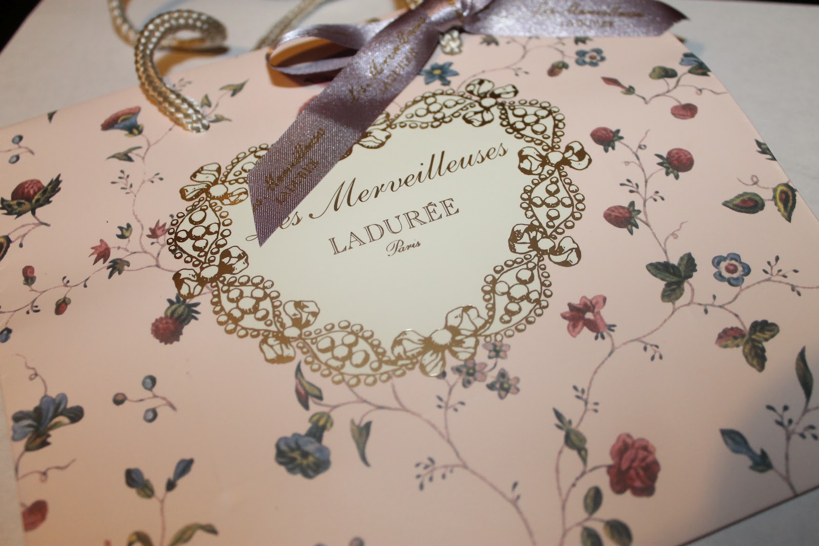 The Dark Side of Beauty: Ladurée Les Merveilleuses