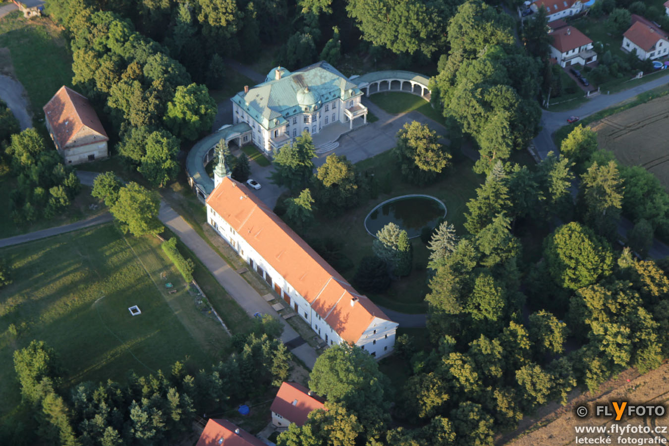 FLyFOTO letecká fotografie a video: Slapy