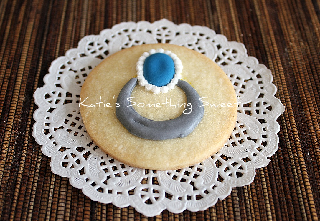 {Katie's Something Sweet}: Royal Wedding Cookies