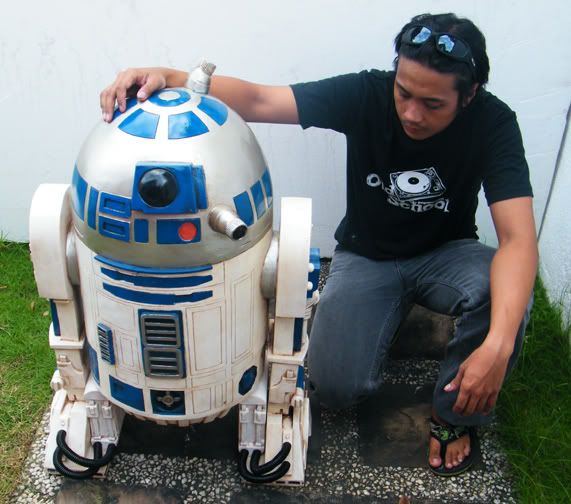 Arthur Q. Reyes Jr. Portfolio: R2-D2