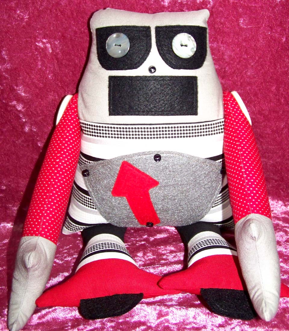 Handibot Robot in Patchwork and Stitching magazine vol 13 no 5