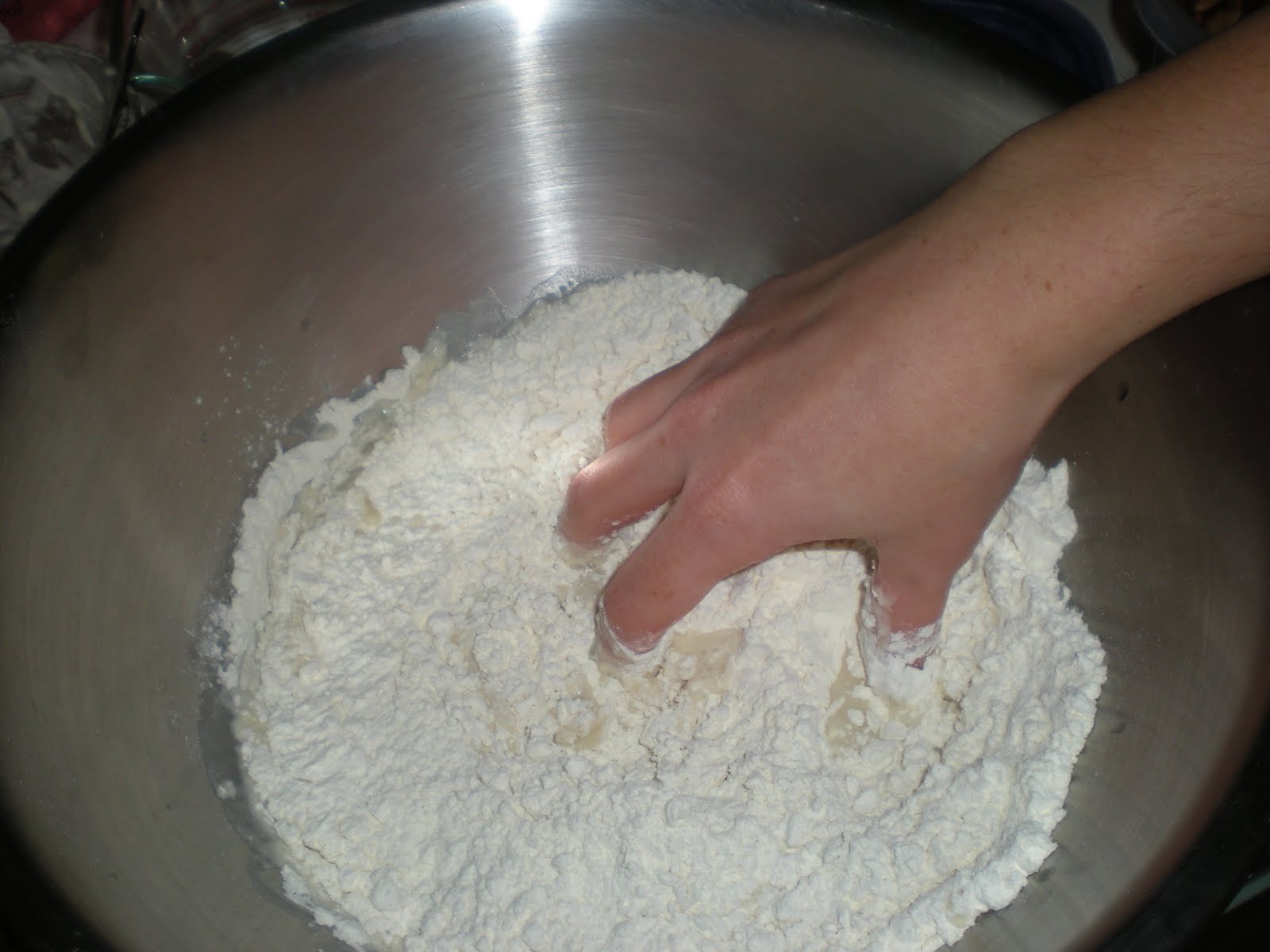 The Bread Maiden: The Science Behind... kneading