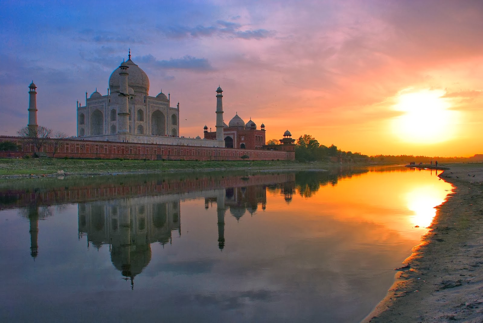 The Nomadic Pinoy: Agra, India