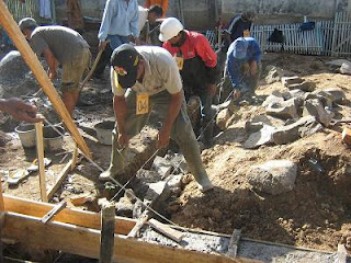 Ayahku Seorang Tukang Batu - Inspirasi Hidup