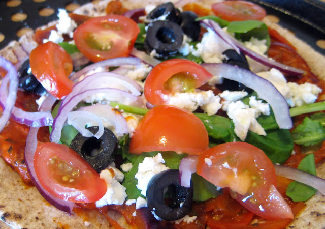 Serena's Medium Rare: Low Fat Spinach, Olive & Feta Pizza with Beetroot ...