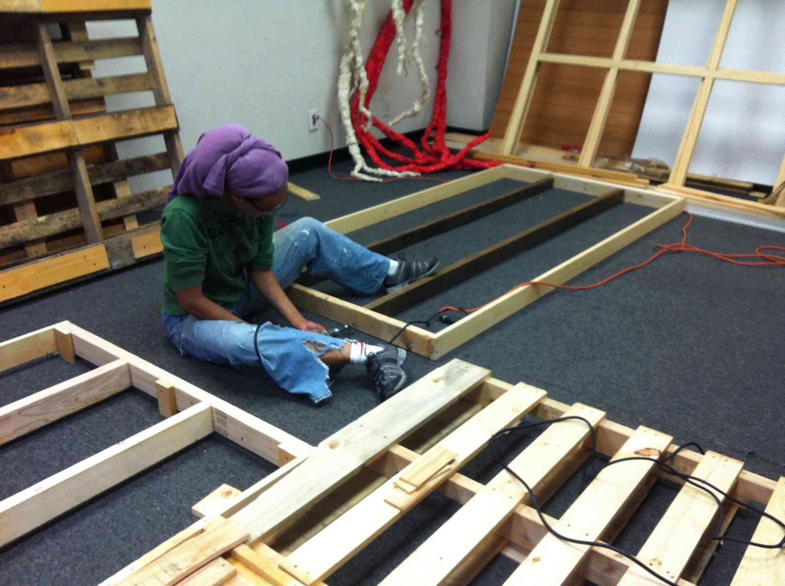 DELIRIOUS Dances: Building a dance floor with recycled materials