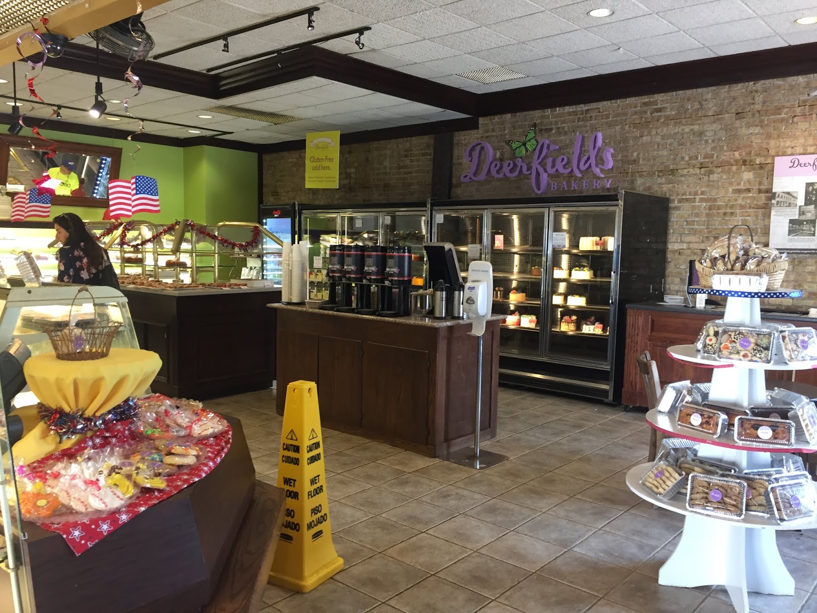 The Global Small Business Blog: A Slice of Sweet Life from Deerfields Bakery