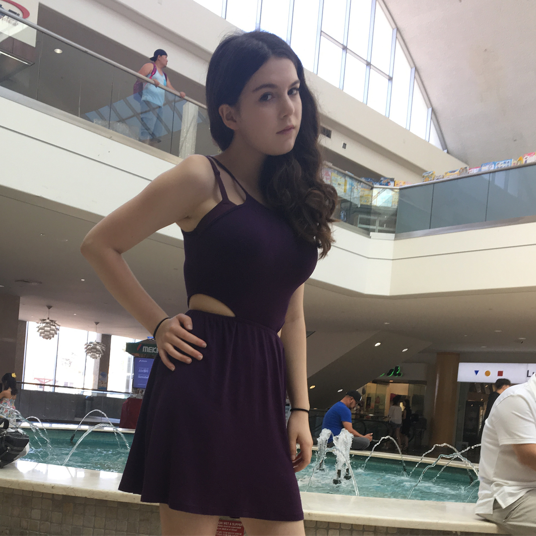 Starlet Arcade: Rebecca Hochman-Fisher