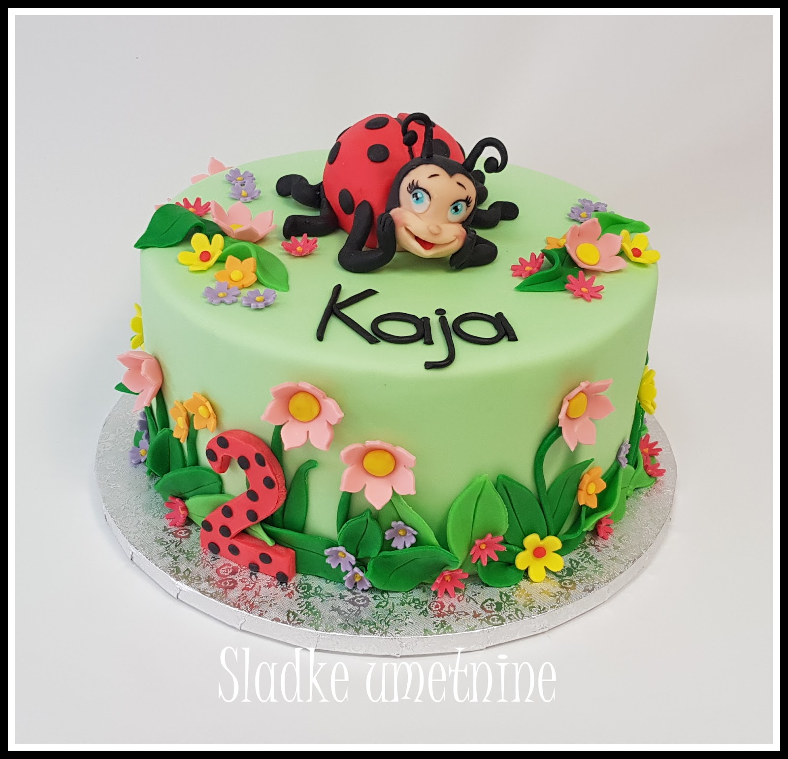 SLADKE UMETNINE: Pikapolonica