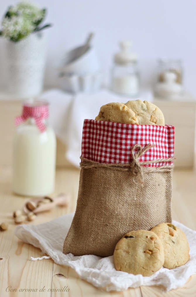 Cookies con chocolate blanco y pistachos | Con aroma de vainilla ...