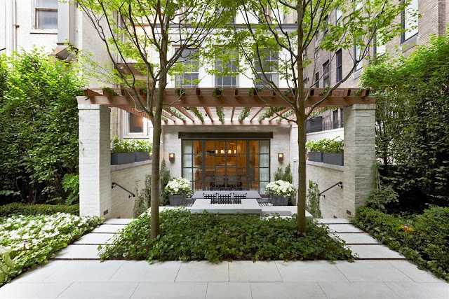 the garden: Cityscapes, Edmund Hollander Landscape Architects