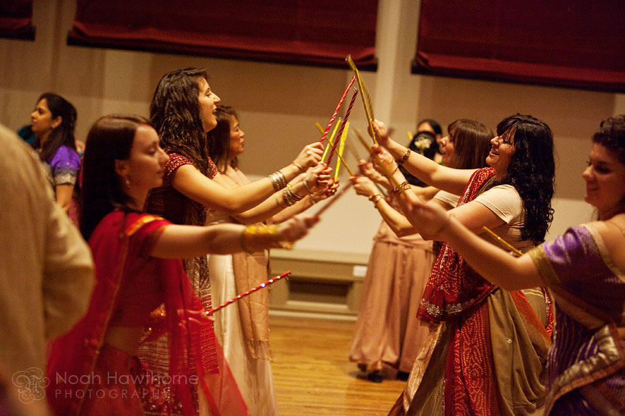 High Definition Wallpapers: Navratri Ras Garba And Traditional Dress