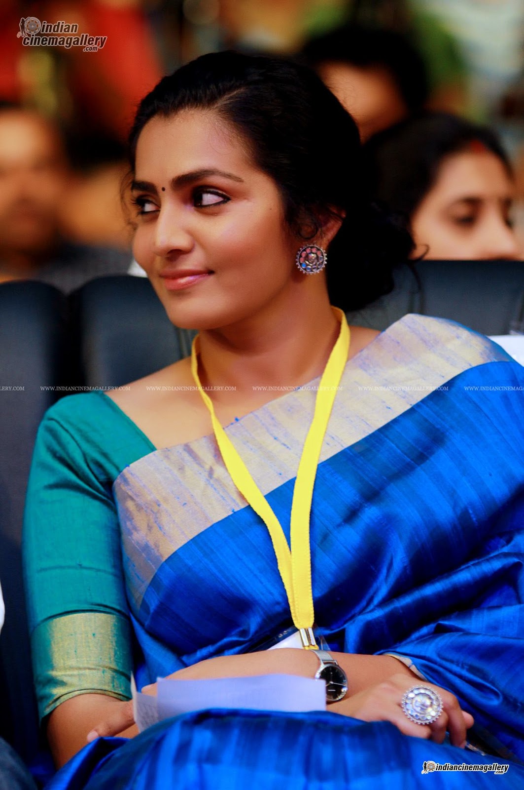 Parvathi parameshwara kannada serial actress - duallasopa