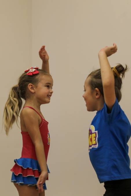 NickALive!: 'READY SET DANCE' Season 2 Pirouettes onto Nick Jr. Australia