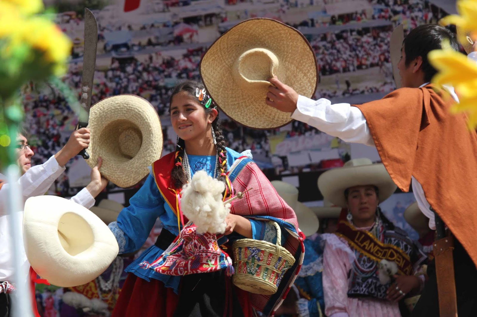 LC PERÚ Descubre con Sonaly: Chota festiva, por San Juan y la Flor de Chot