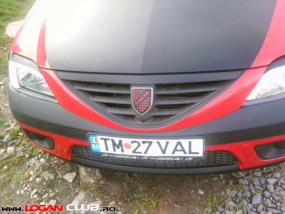 Tutoriale pentru Dacia Logan: Schimbat culoare emblema dacia