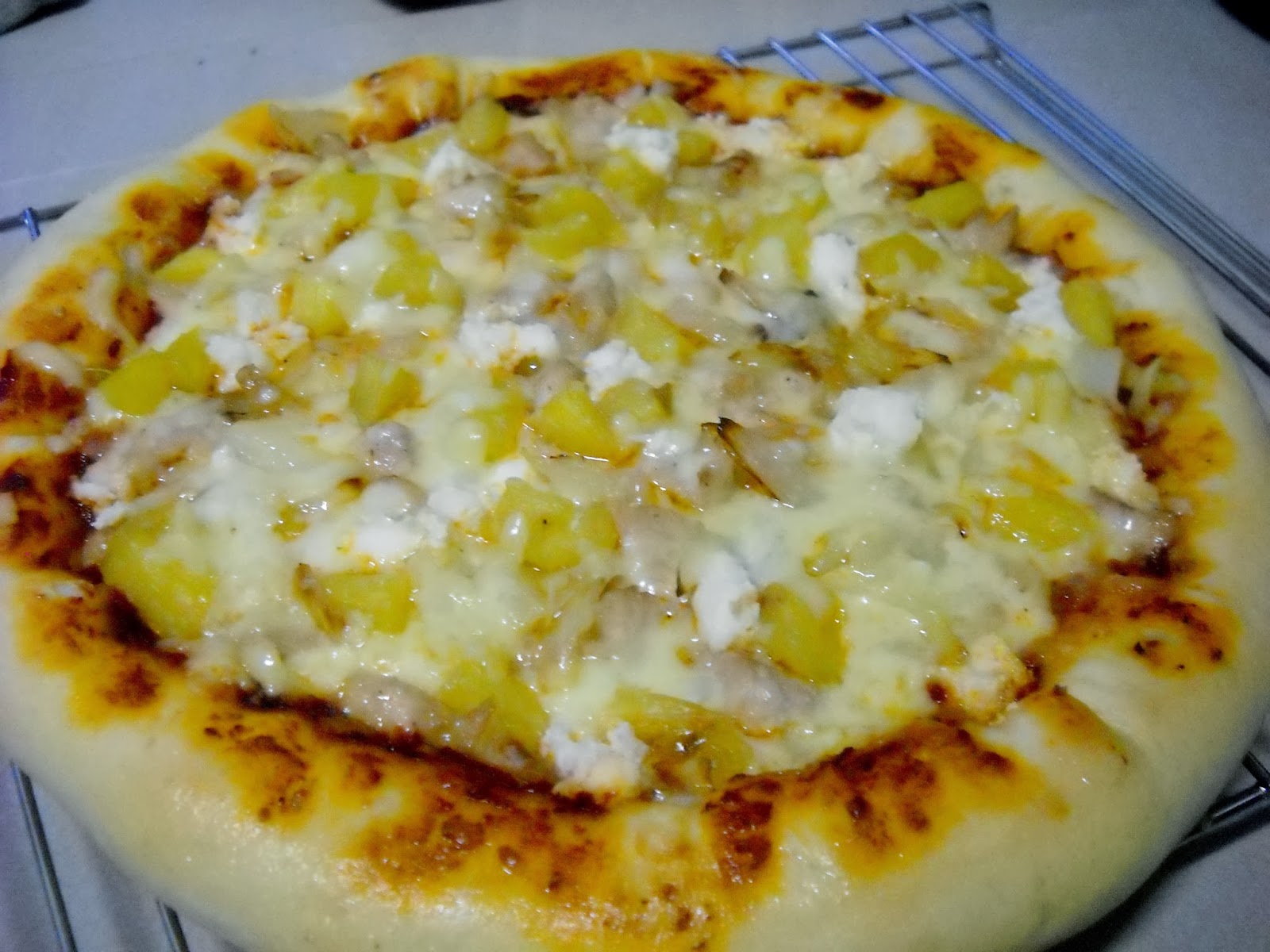 Jane Yee's food & life diaries: aloha chicken pizza 夏威夷鸡肉比萨