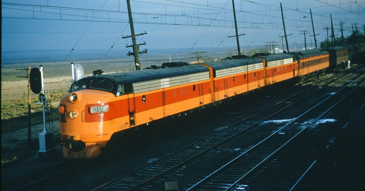 Big Bend Railroad History: New FP7s At Othello