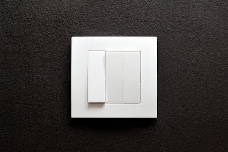 Marzua: 5 tipos de interruptores eléctricos en el hogar