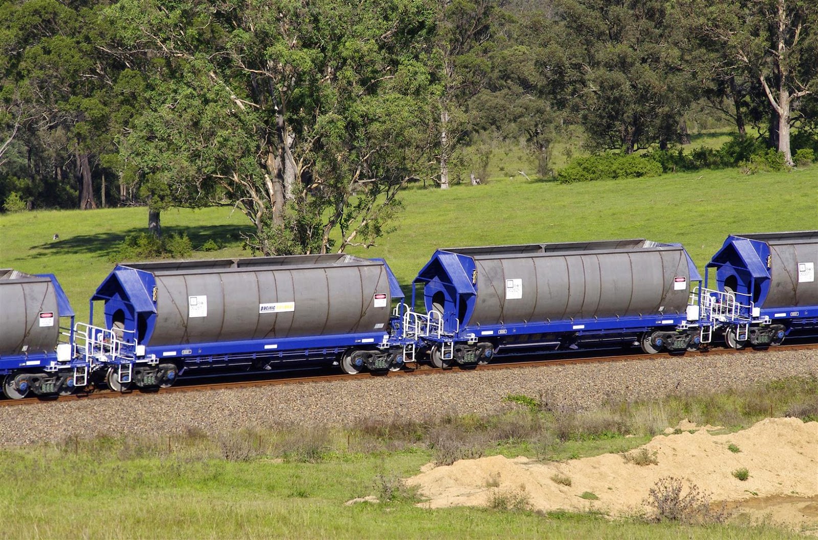 Rollingstock News: Easter Monday - Morning