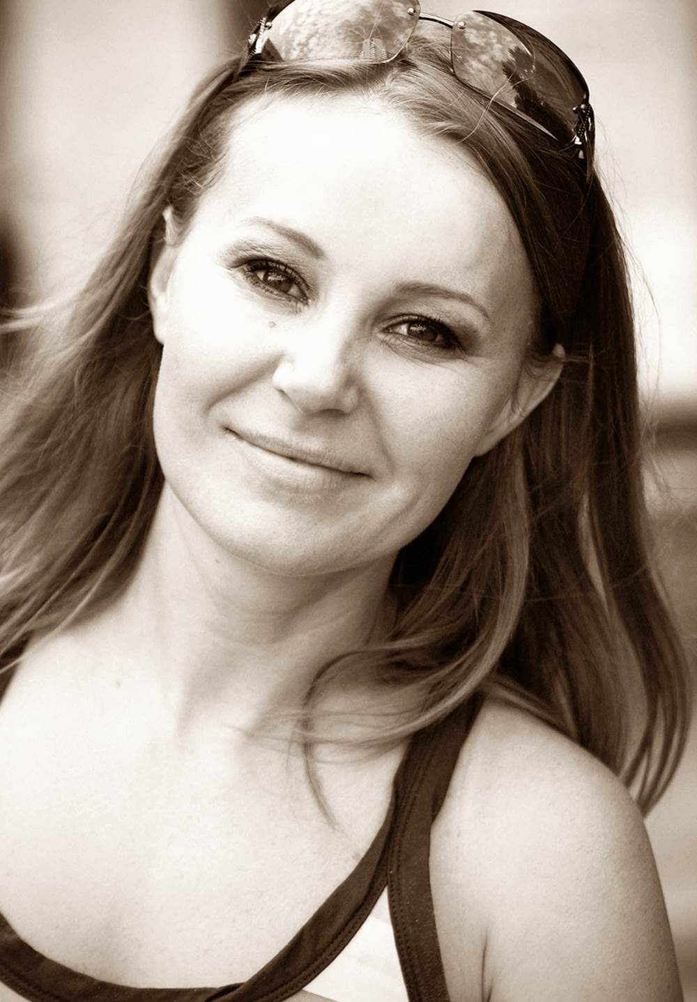 Biografia actritei TANIA POPA o moldoveanca cu voce si talent de ...