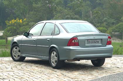 Carros brasileiros que fizeram sucesso e marcaram época: Vectra de 2ª ...