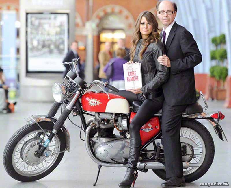 Girl on an old motorcycle: Post your pics! | Page 272 | Adventure Rider