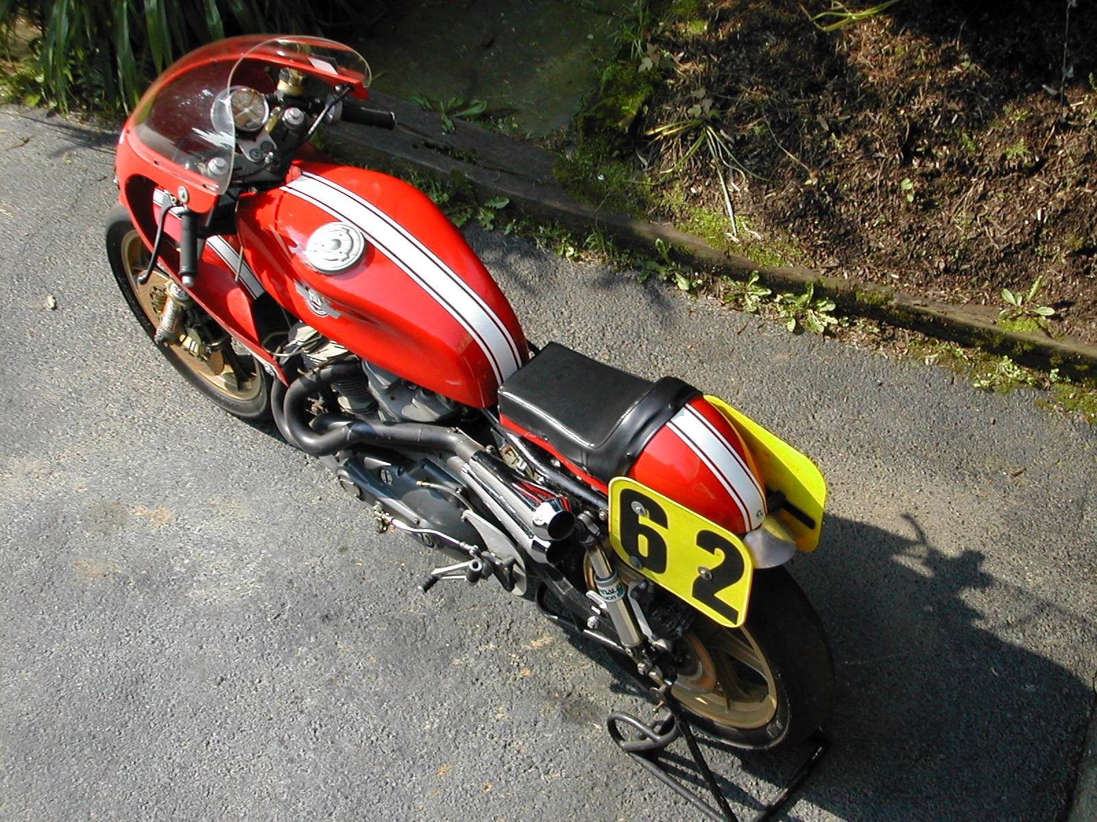 XR 1000 Racing - RocketGarage - Cafe Racer Magazine
