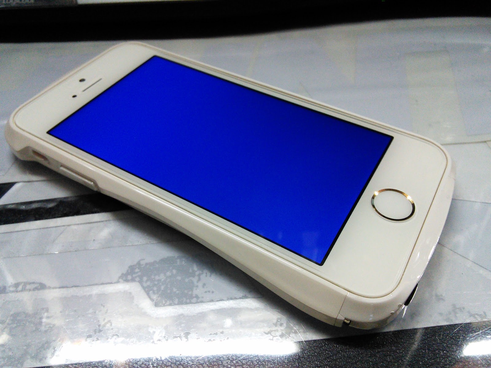 iPhone 5s Blue Screen of Death