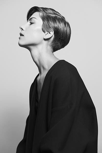 Quantum7 Models News: Q7 Girl ELI BAUER created a STORM in LONDON