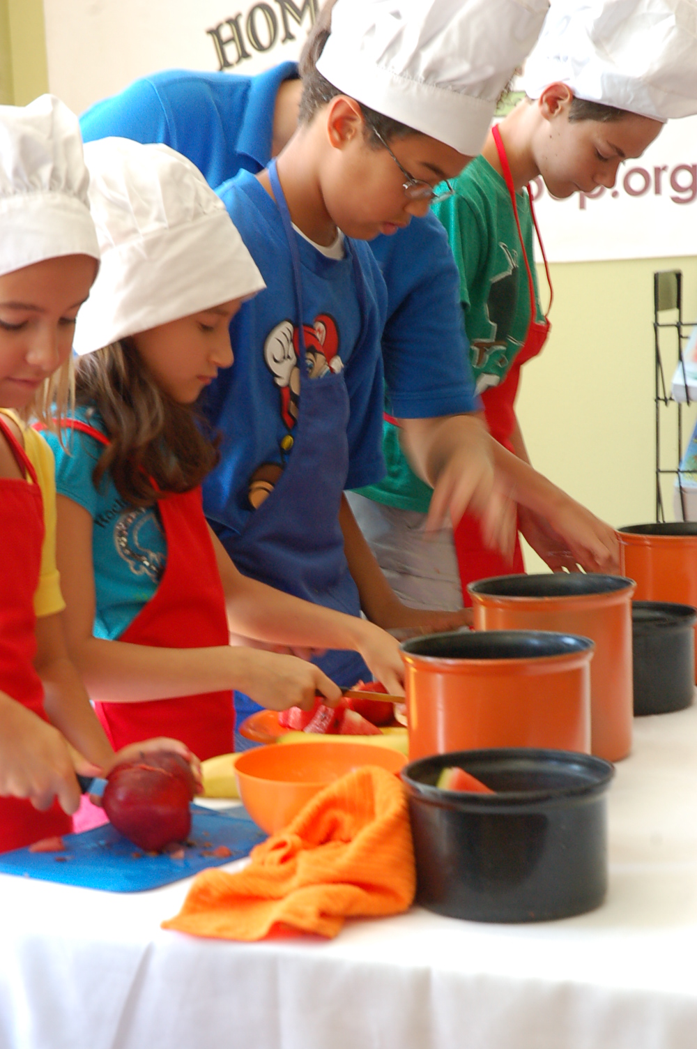 What a Healthy Family Eats: Portion Size Me "Snack Wars Challenge"