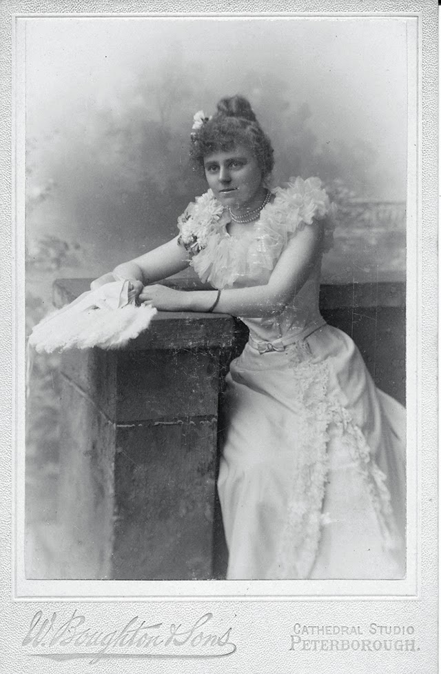 50 Classic Portraits of Pretty Victorian Ladies ~ Vintage Everyday