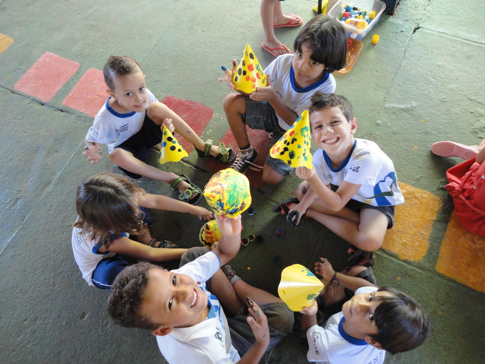 Brincadeiras de Professor: COM AS CORES DA ALEGRIA