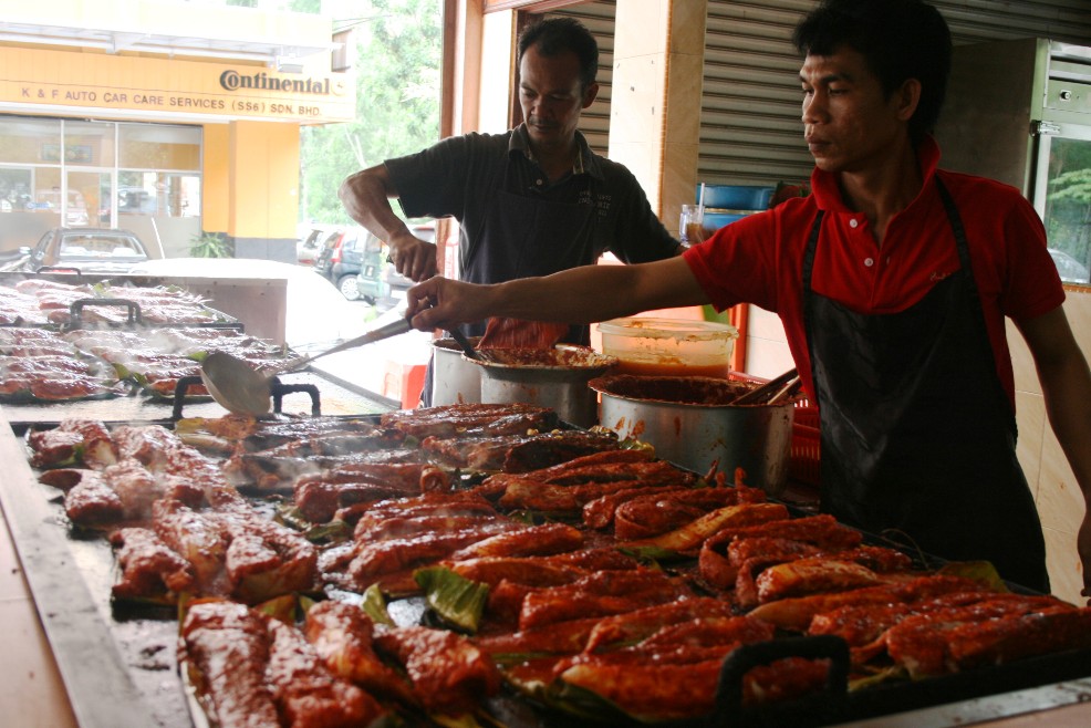 The. EstherChew: Ikan Bakar @ Restoran Fend Ikan Bakar