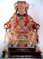 SERBA SERBI TRIDHARMA: Dewa Dewi dalam TRIDHARMA